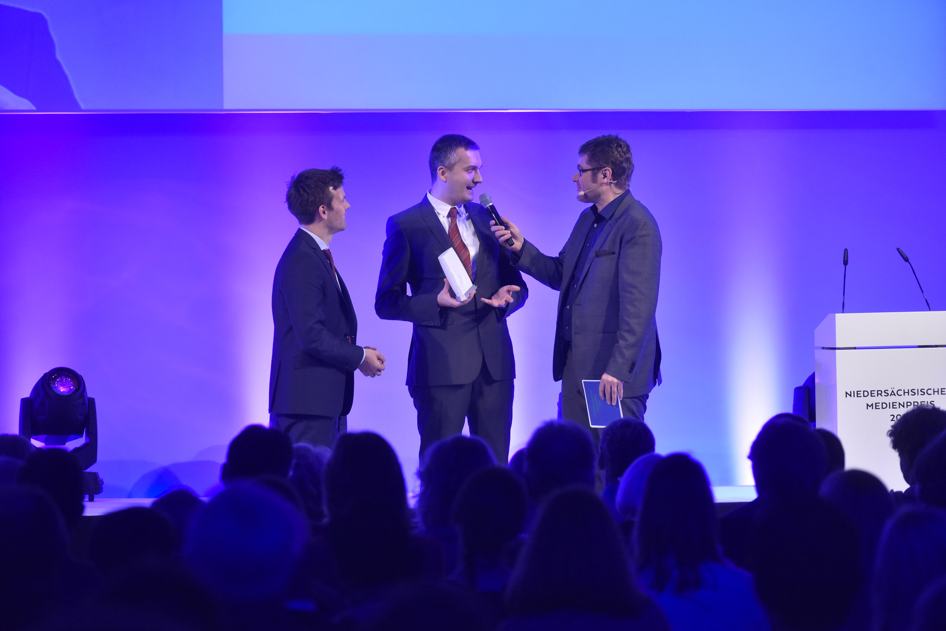 NLM: Fernsehen Unterhaltung